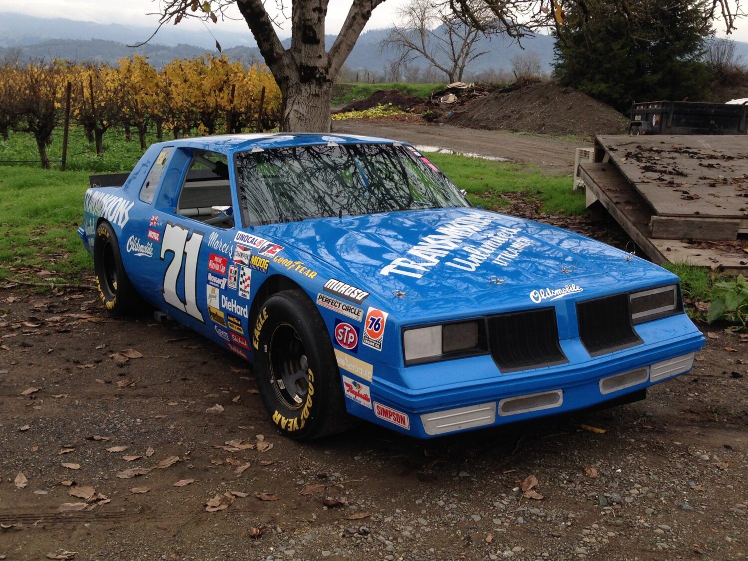 OLDSMOBILE CUTLASS NASCAR - Classic & Racing