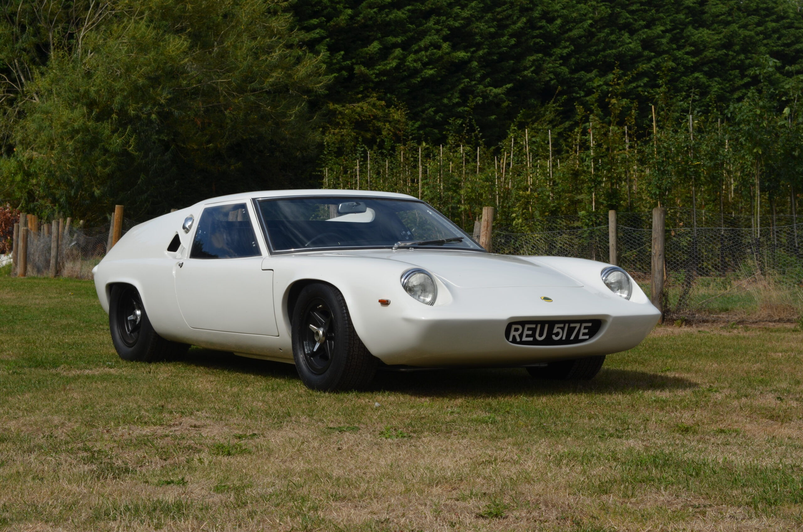 LOTUS 47GT CONTINUATION - Classic & Racing